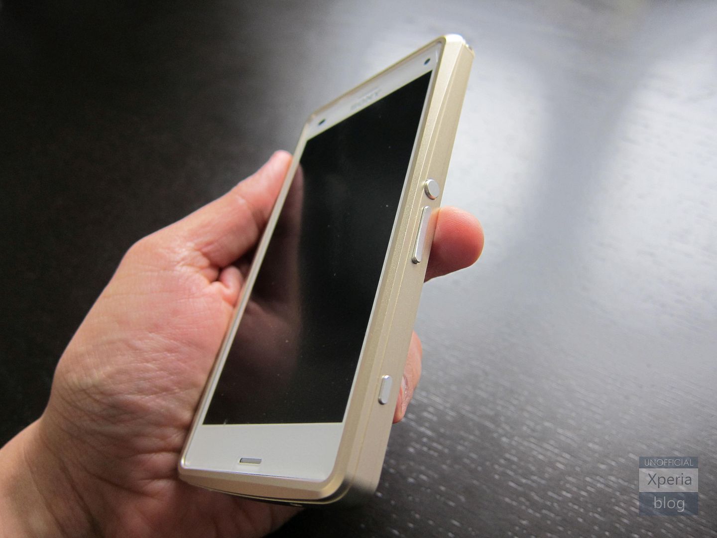 DevilCase Xperia Z3 Compact Aluminium Bumper review | Xperia Blog